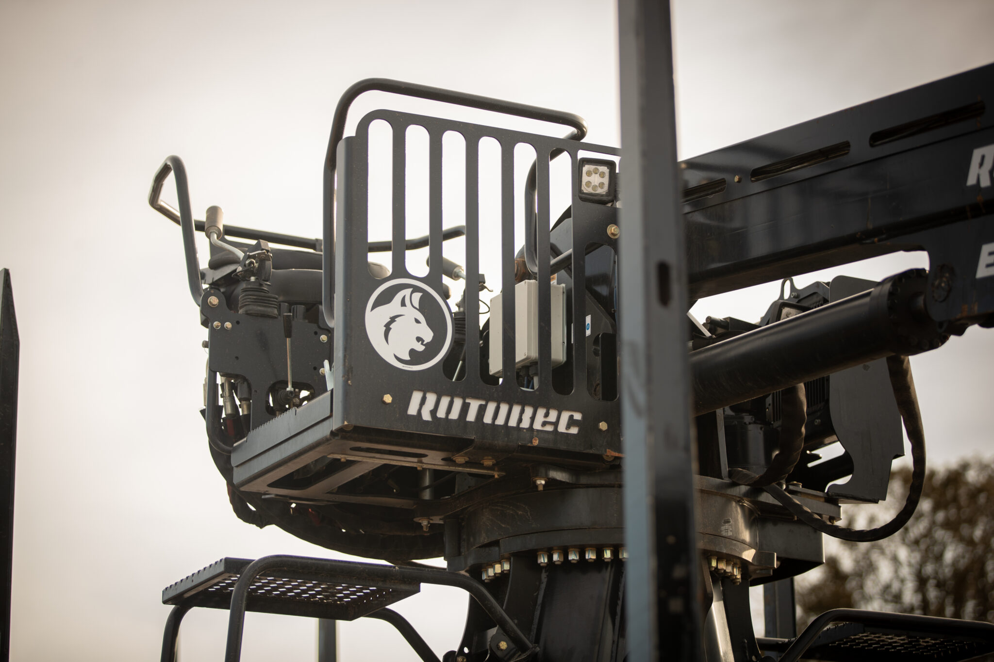 Knuckleboom Loader - Trailer Mounted - Rotobec